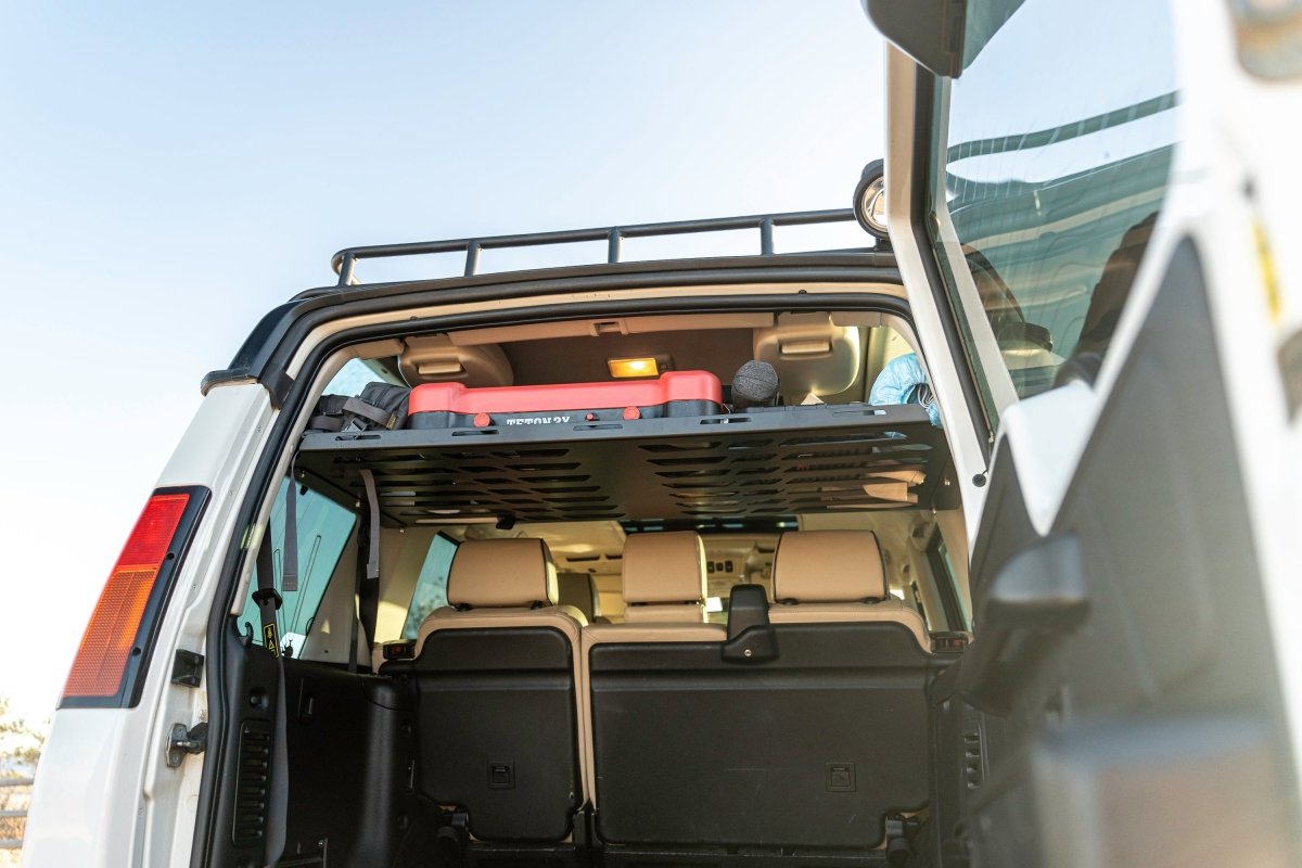Discovery 2 Cargo Space XL Upper Shelf – Golden Rovers